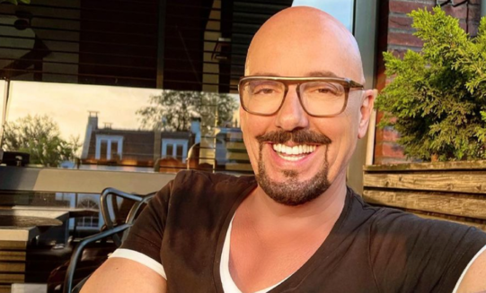 Kelly Piquet straalt tijdens huwelijk: 'Ik kan niet wachten op het ...