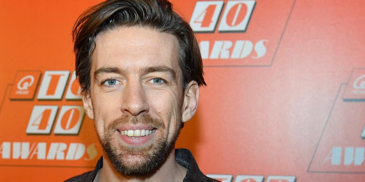 Mattie Valk ontvangt hilarische reactie op babynieuws Marieke - 100%NL ...